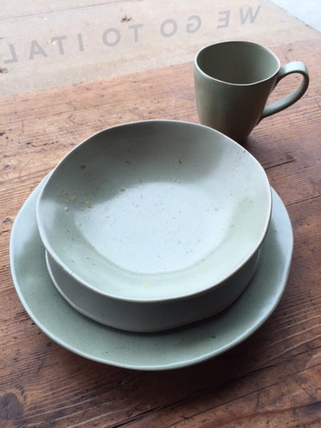 italian-dinnerware-set-light-green_grande.JPG?v=1455556779